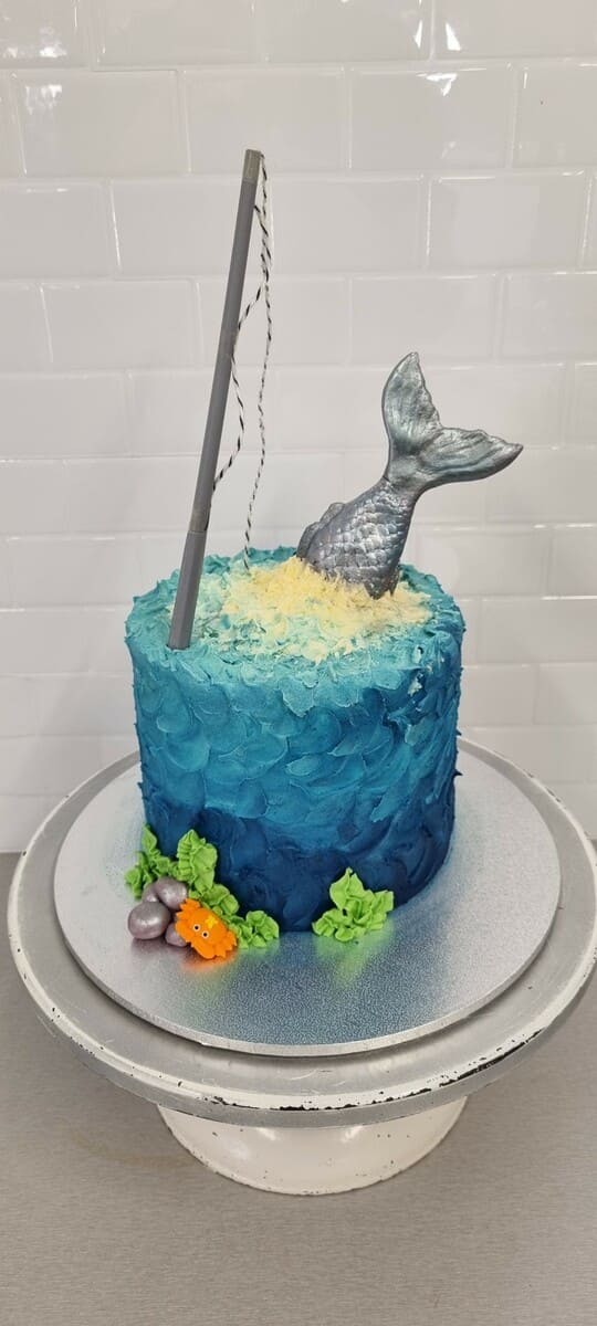 Fishing Cake - The Girl on the Swing